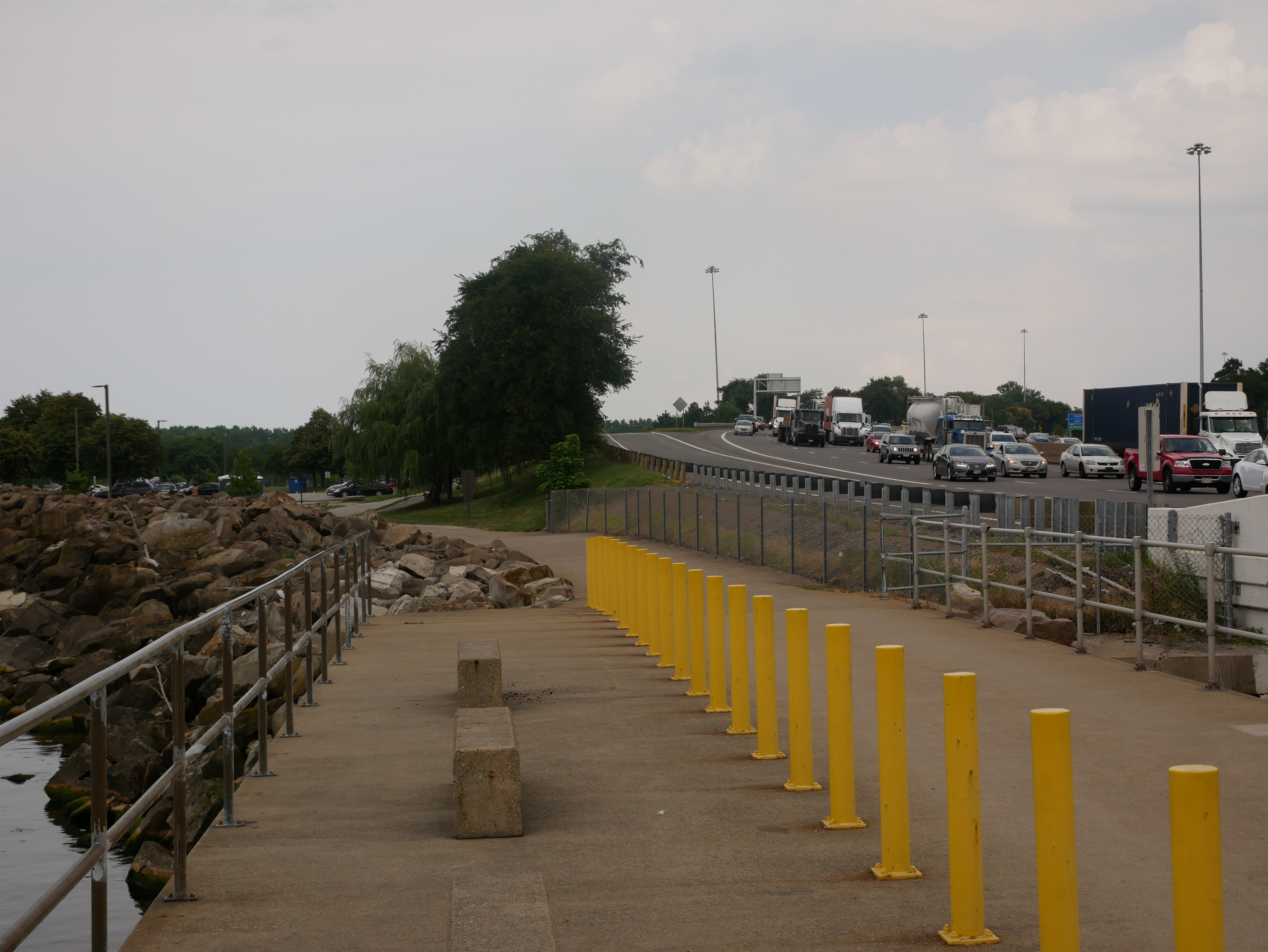 Locations Hub - Cleveland Metroparks Lakefront Reservation Fishing Area ...