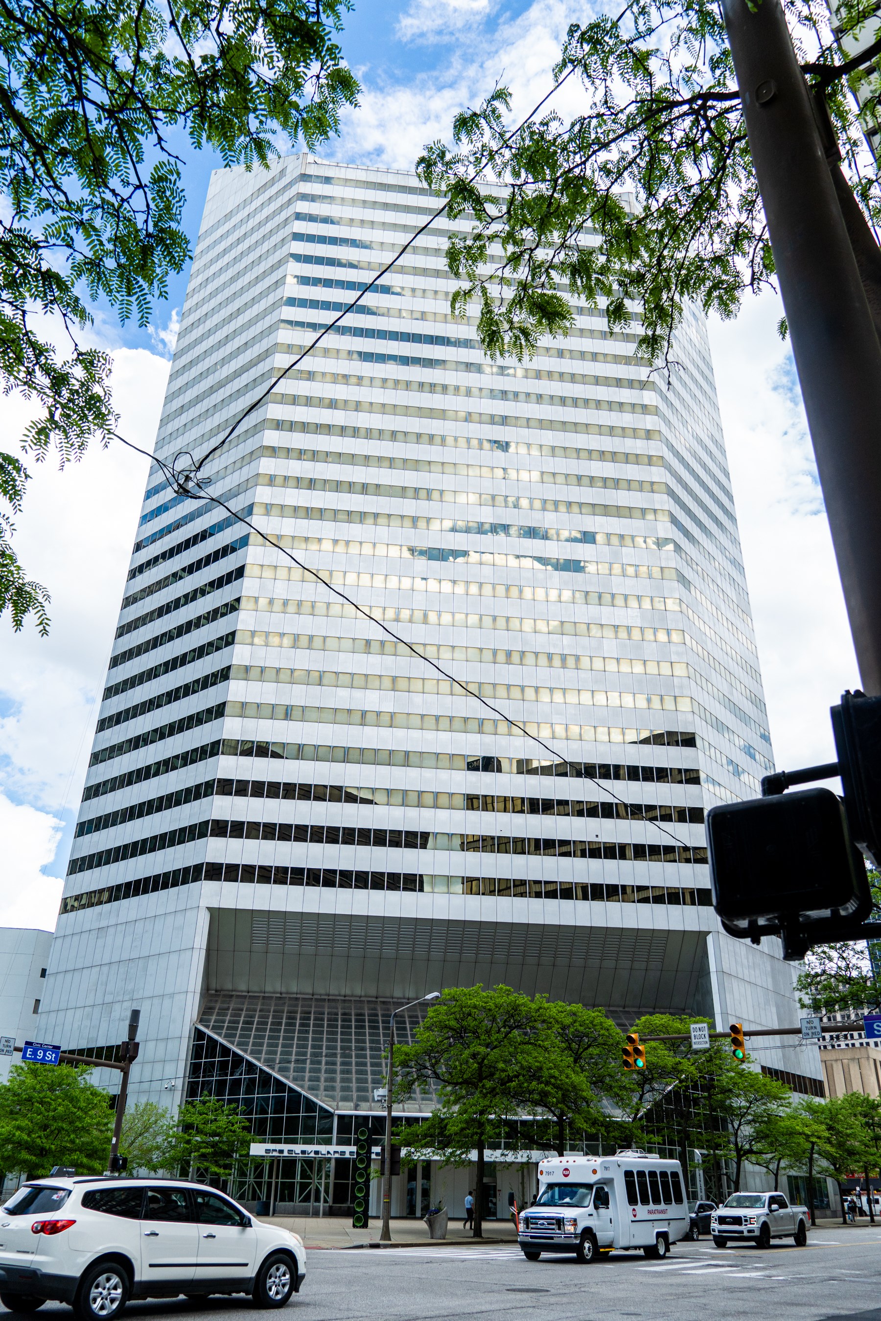 Locations Hub - Downtown Cleveland - One Cleveland Center Office Building