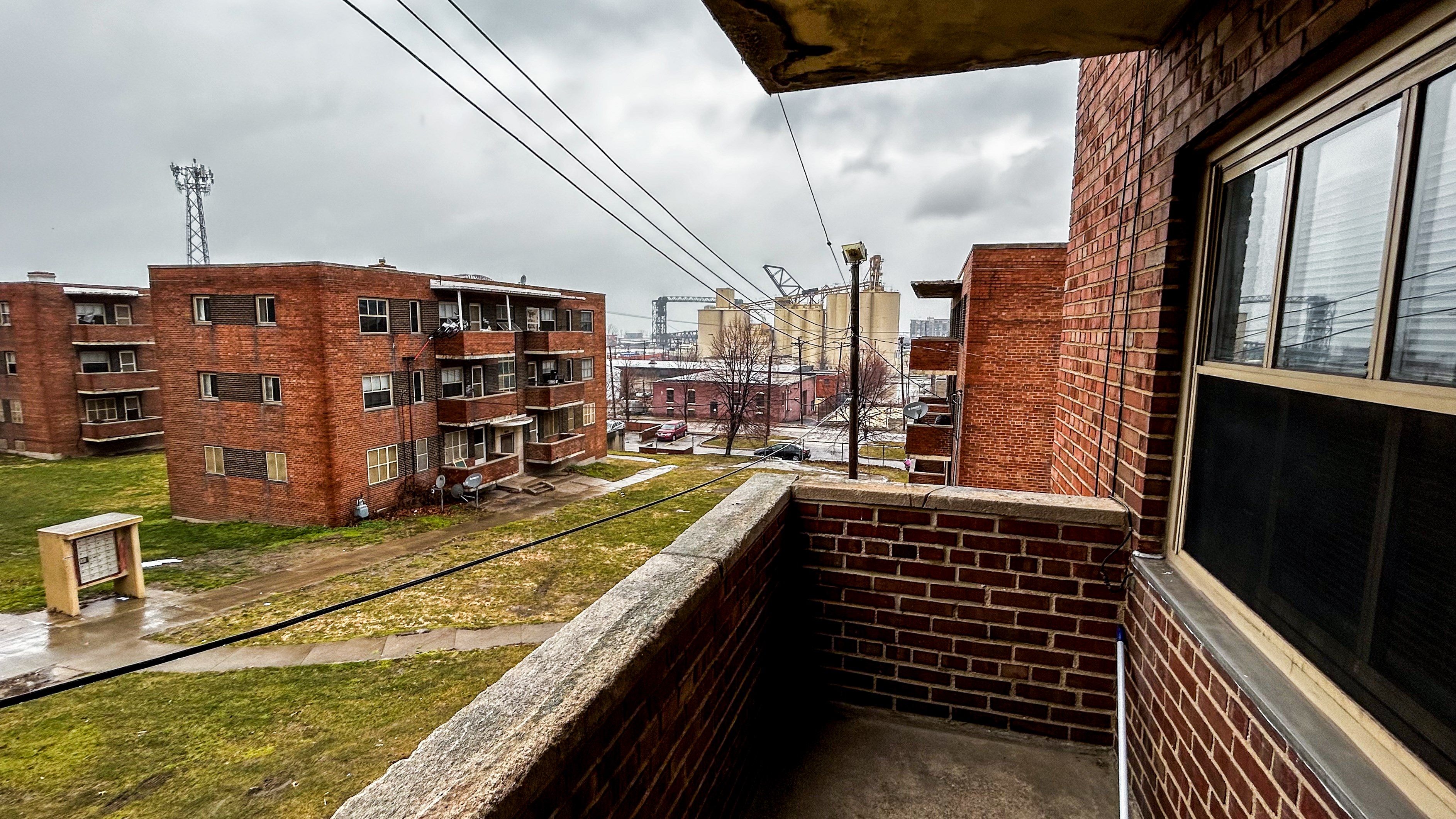 Locations Hub - Cleveland-Lakeview Terrace High Rise, Community Center