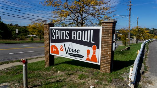 Locations Hub - Spins Bowl and Verso Craft Kitchen & Bar