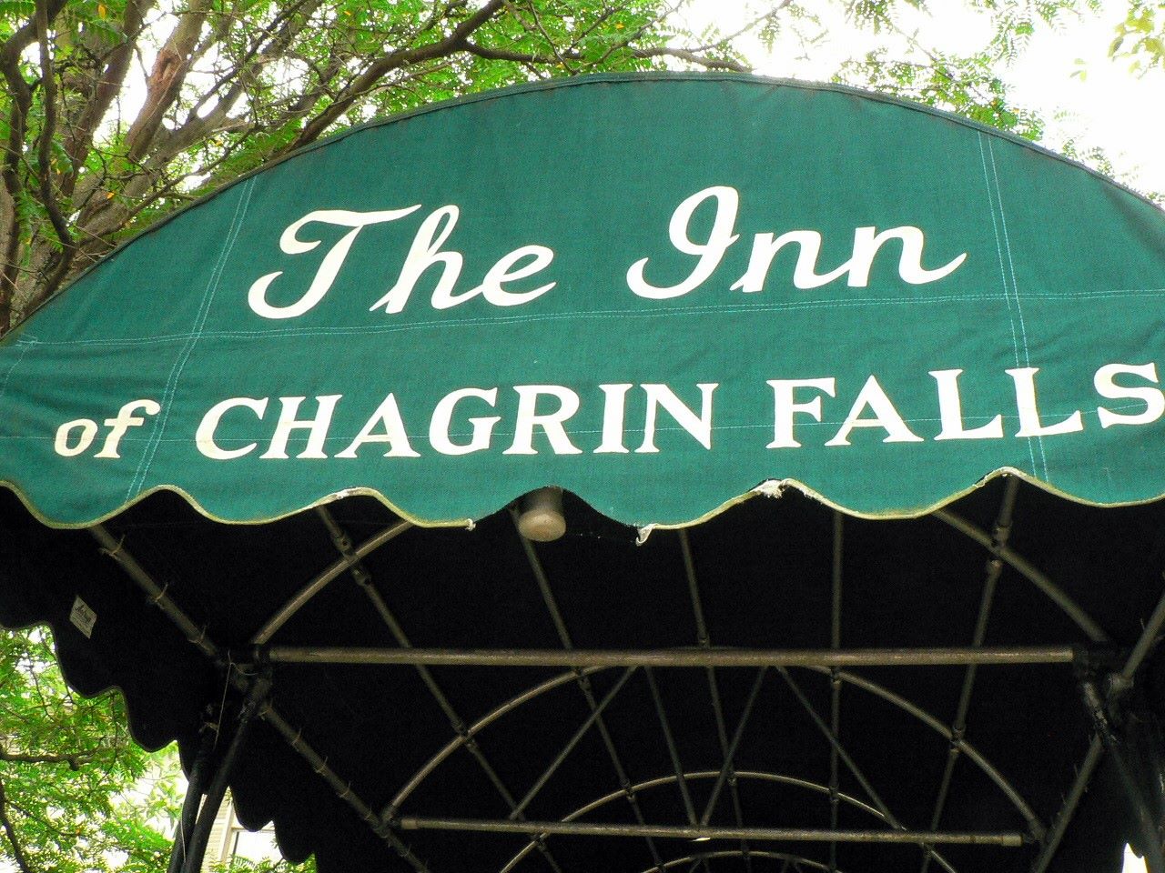 Locations Hub - Chagrin Falls - The Inn of Chagrin Falls
