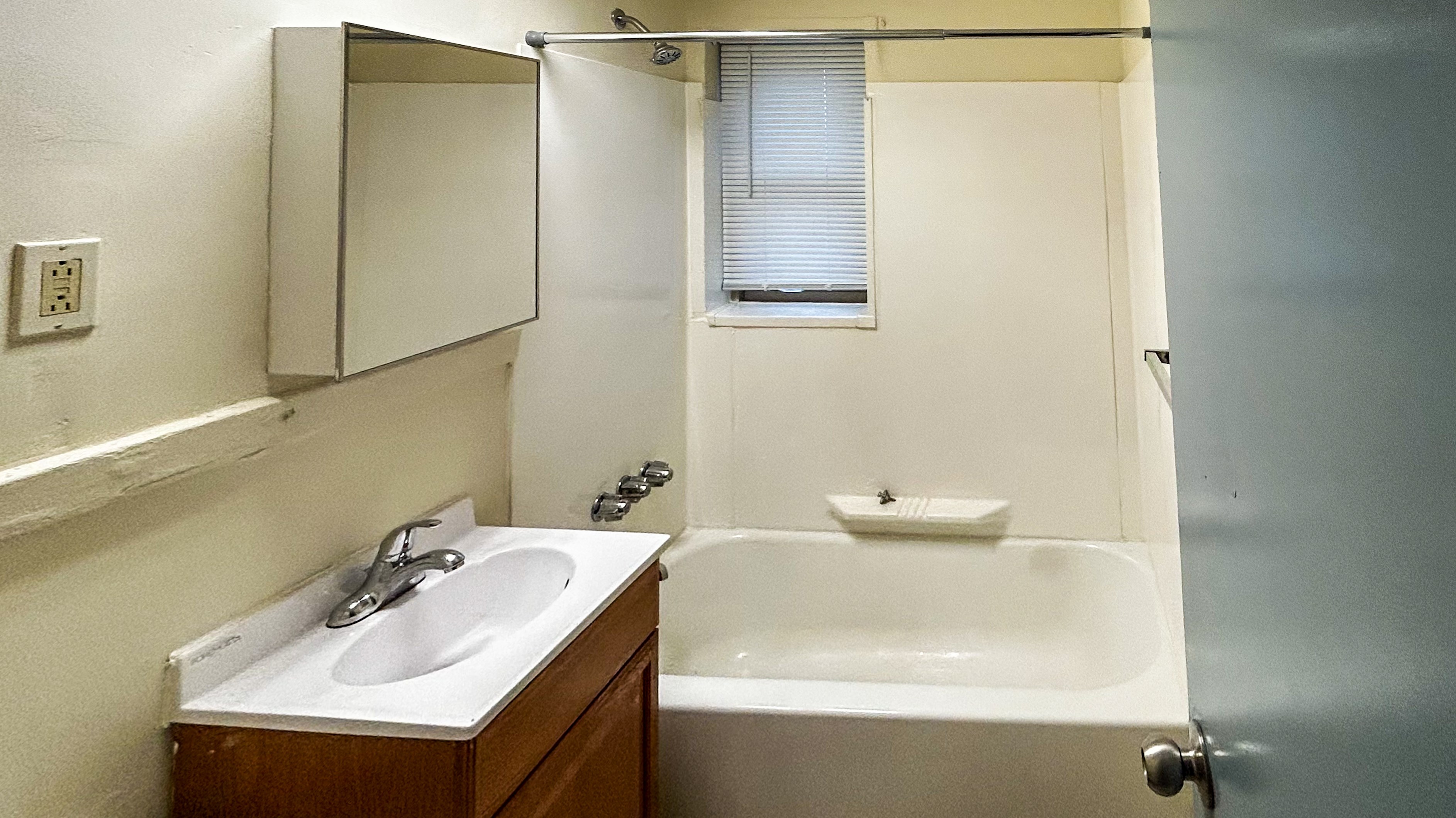 Locations Hub - Cleveland-Lakeview Terrace High Rise, Community Center