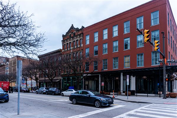 Locations Hub - Downtown Cleveland - W 6th St