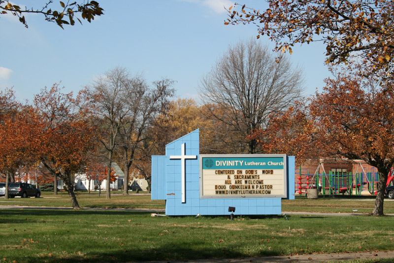 Locations Hub - Parma Heights - Divinity Lutheran Church