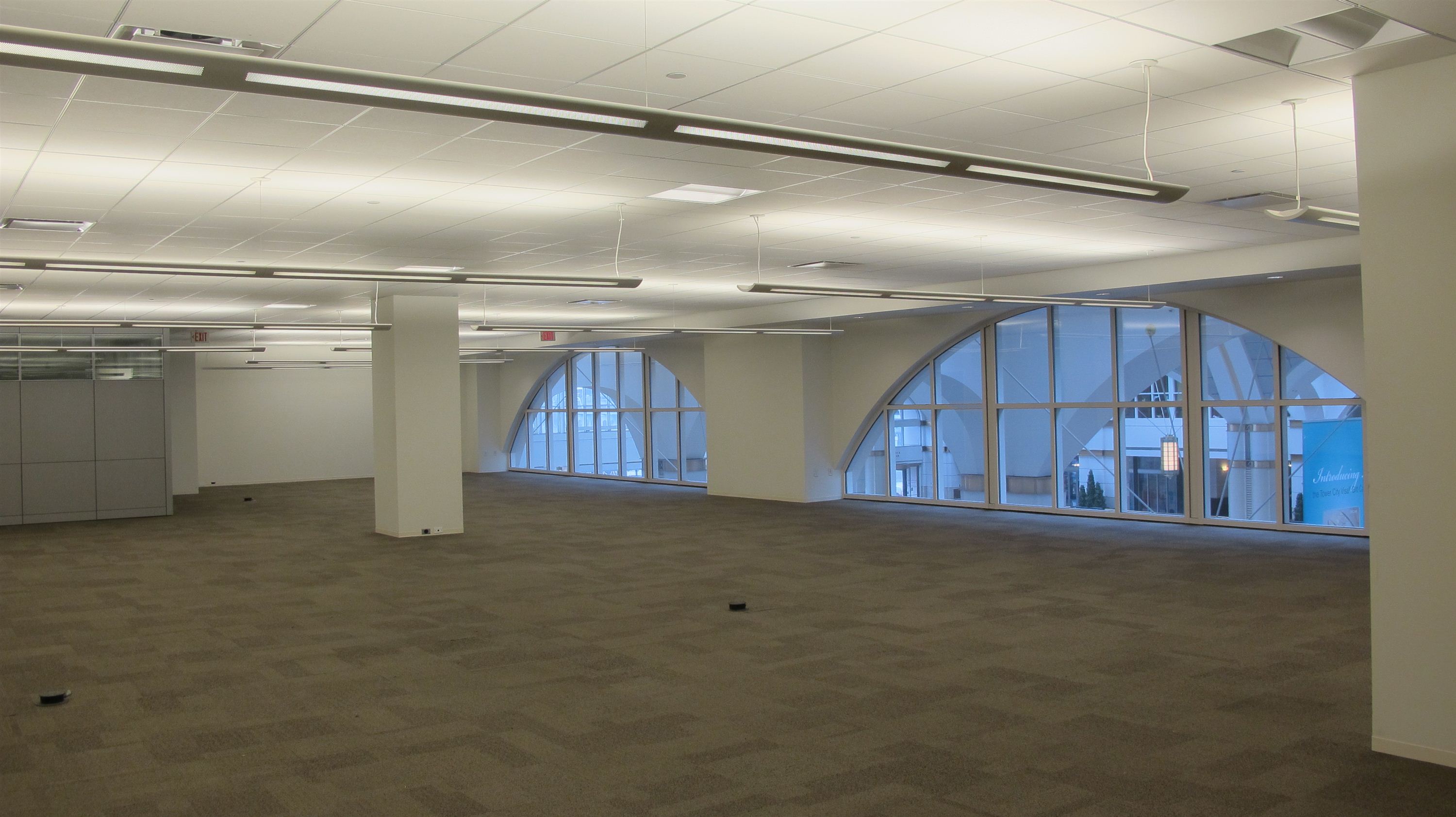 Locations Hub - Downtown Cleveland - Skylight Office Tower