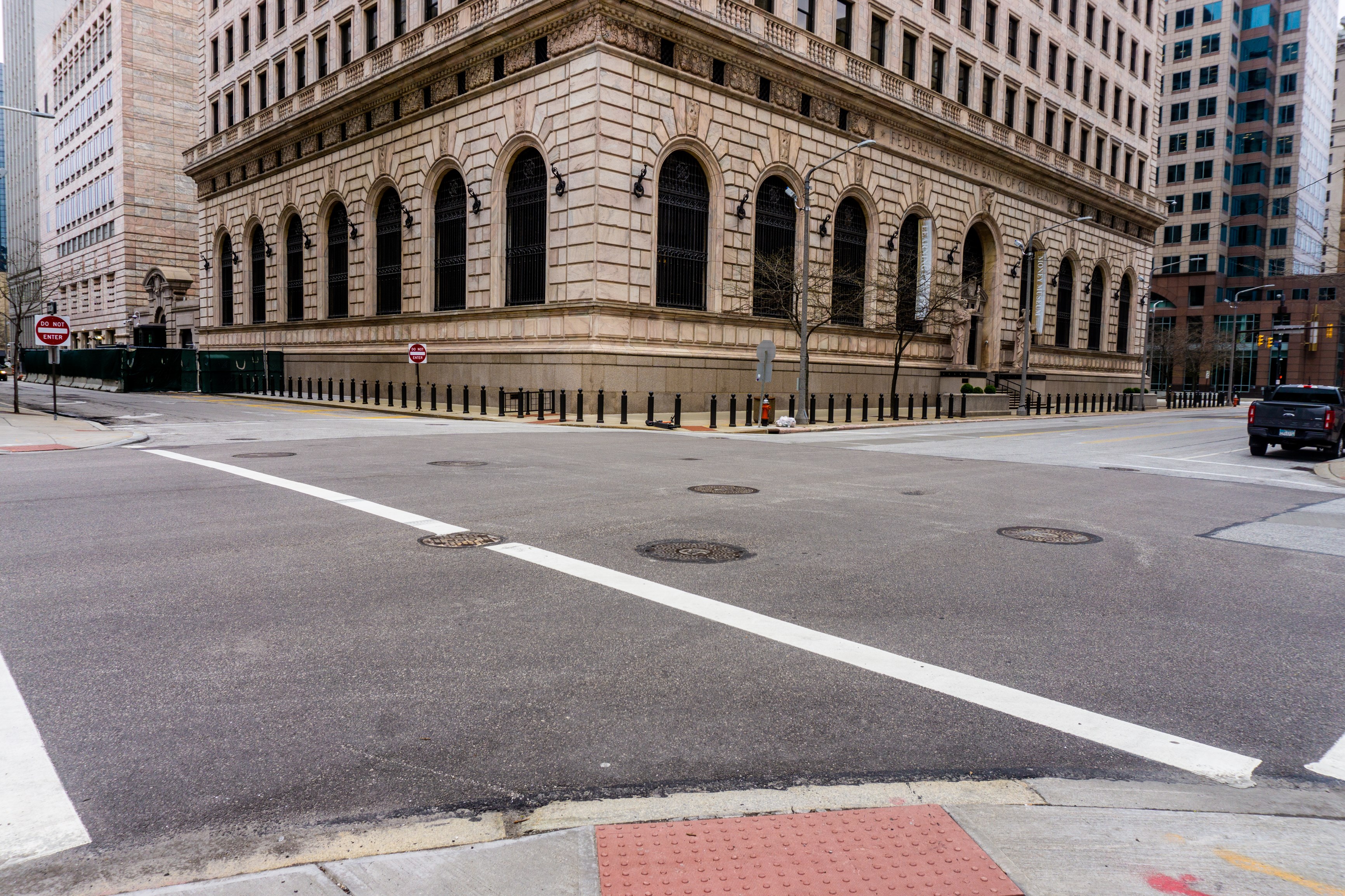Locations Hub - Cleveland-East 6th and Rockwell