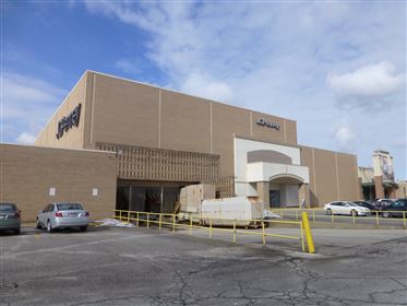 Richmond Heights - Richmond Town Square Mall - LocationsHub