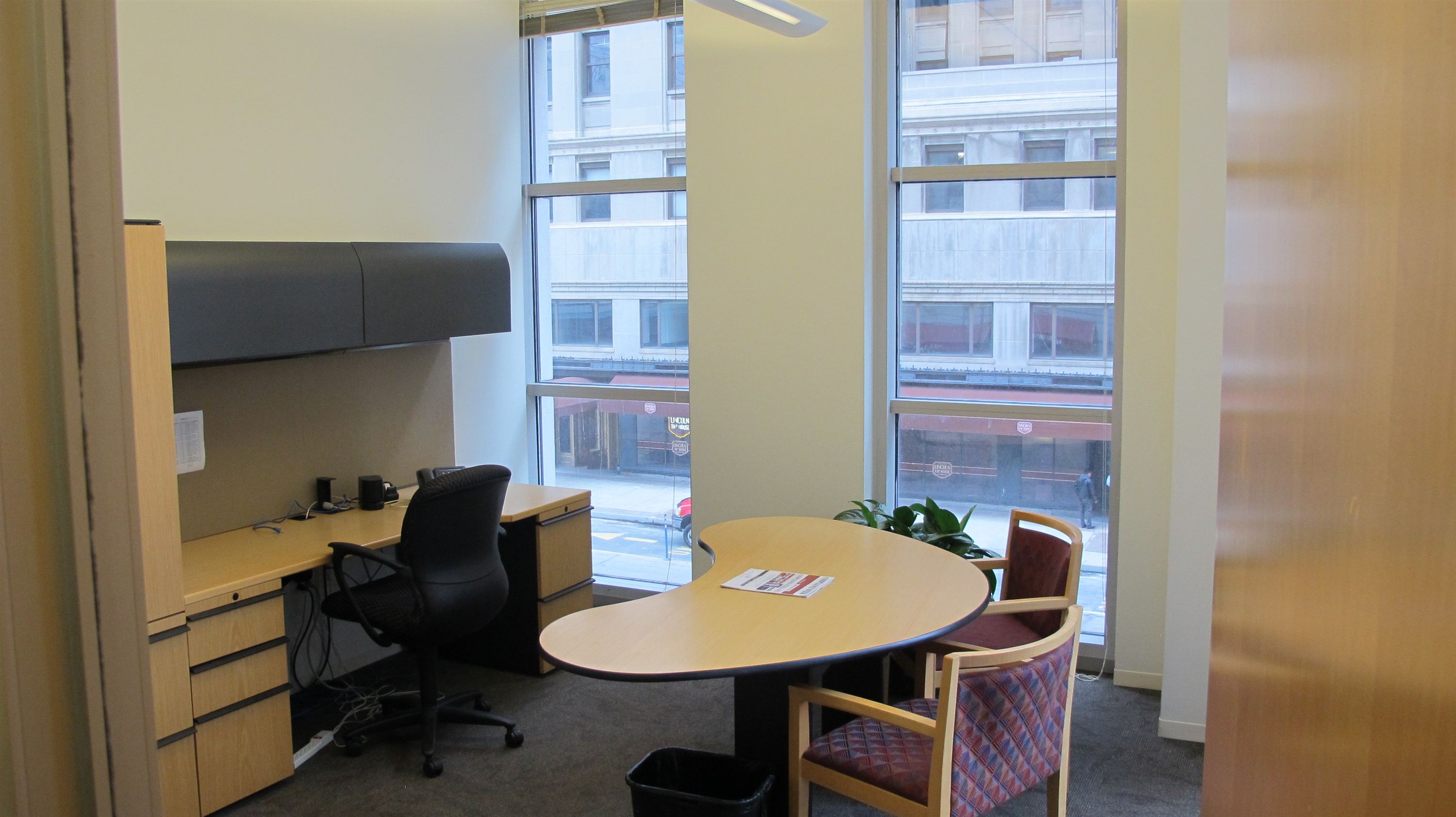 Locations Hub - Downtown Cleveland - Skylight Office Tower